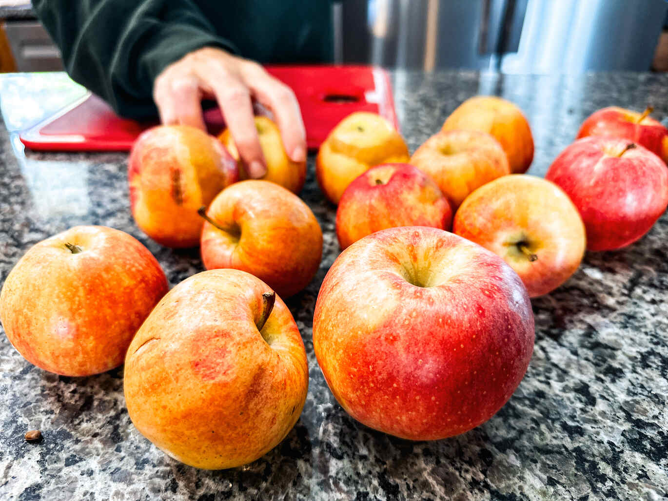 APPLE PRESERVATION WORKSHOP - Centennial Roots Homestead