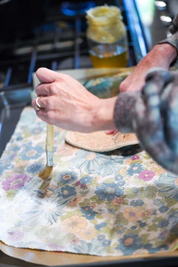 Easy Homemade Beeswax Wraps | Why Use Jojoba Oil - Centennial Roots ...